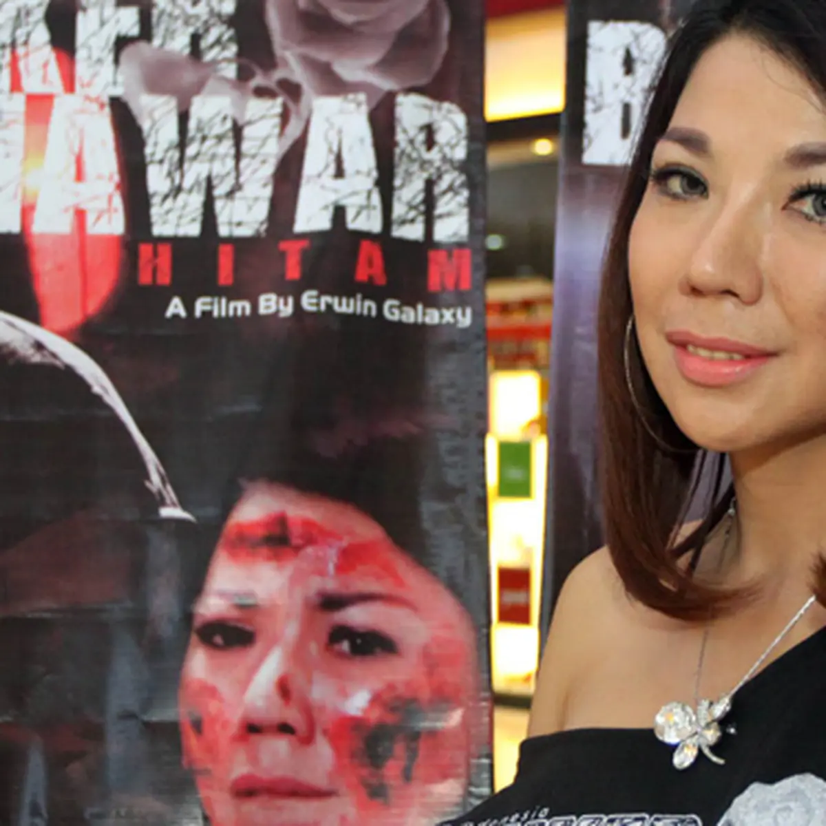 Lisa Bunker's Instagram, Twitter & Facebook on IDCrawl