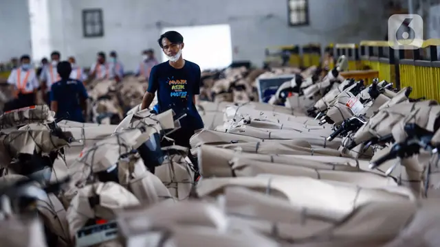 Mau Kirim Paket dan Sepeda Motor Pakai Kereta Api Harga Miring? Begini ...