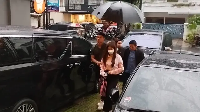 Kondisi Rebecca Klopper Usai Diterpa Isu Video 47 Detik Diungkap Pengacara: Sudah Mulai Bisa ...
