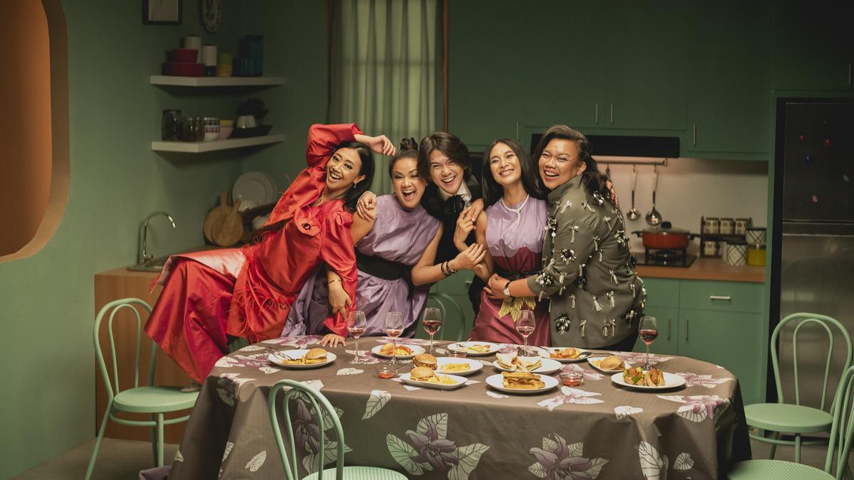 Film Ali & Ratu Ratu Queens dan Dalamnya Makna Kehidupan