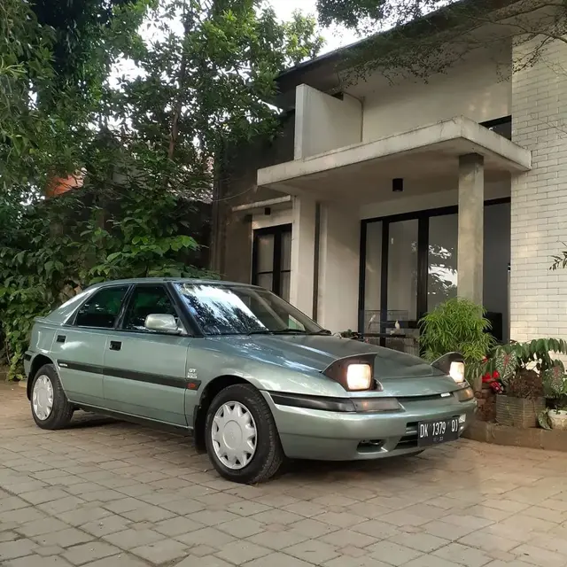 10 Potret Modifikasi Mazda Astina, Si Mata Genit yang Dibikin Makin ...