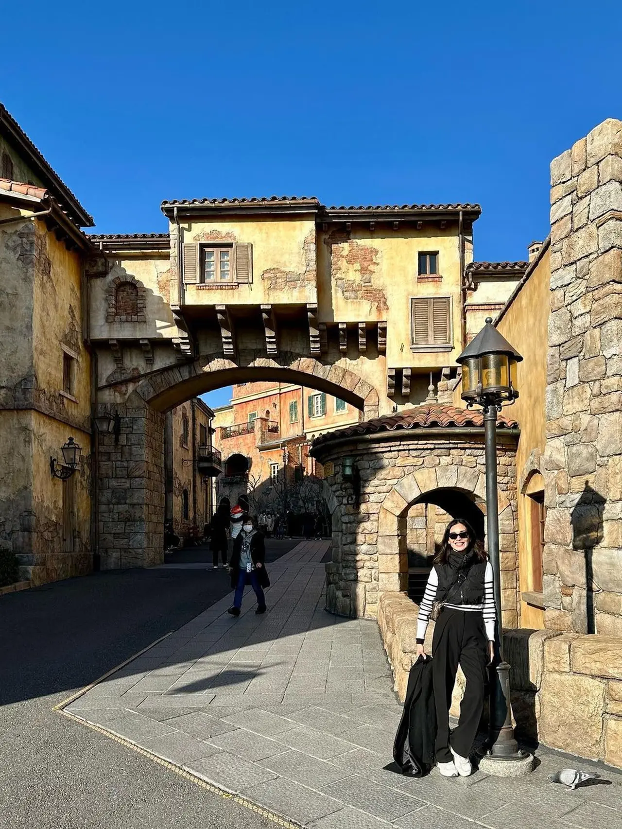 5 Inspirasi Gaya Fashion Marsha Timothy Supaya Terlihat Seperti Anak ...