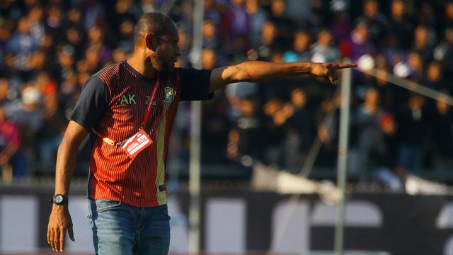 Elie Aiboy Yakin Persipura Bangkit di Tangan Jacksen Tiago - Indonesia ...