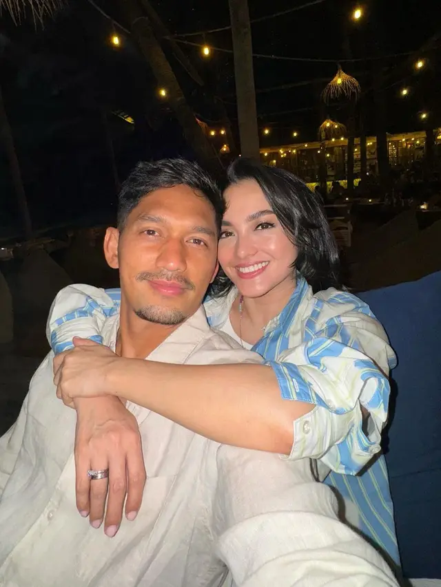 Ririn Ekawati Hamil, Pamer Foto Dipeluk Ibnu Jamil: Ini Anugerah Tuhan dan Kami Merasa Diberkati ...