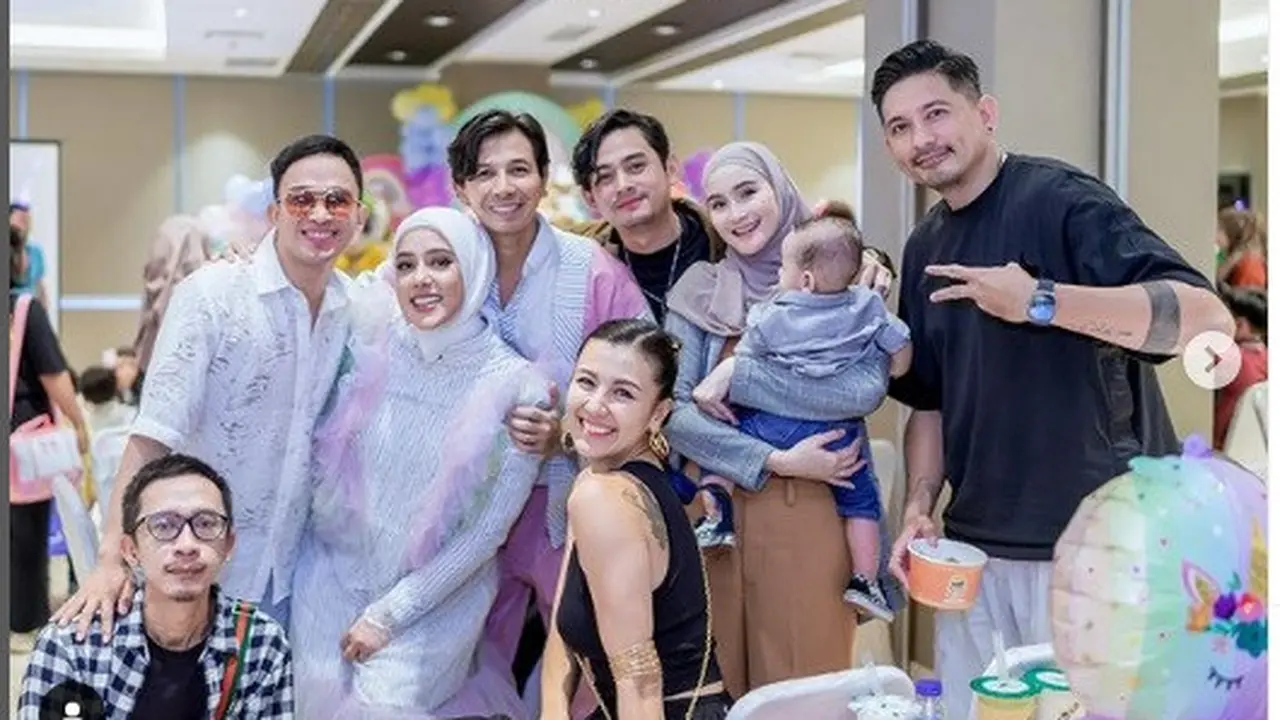 9 Potret Meriah Ultah Queen Eijaz Putri Fairuz A Rafiq Dihadiri Rekan ...