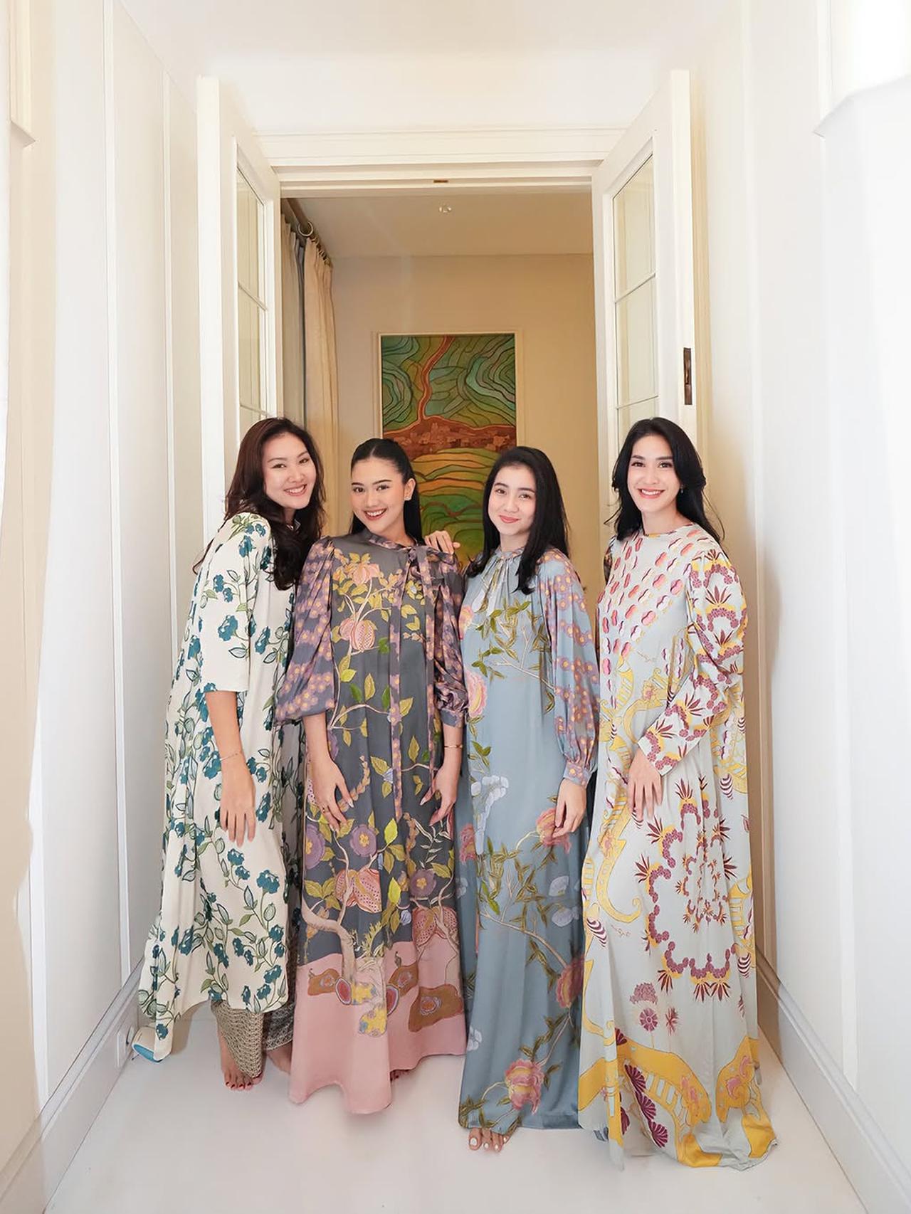 7 Potret Elma Agustin Eks Girlband Princess Resmi Mualaf, Lebaran Perdana