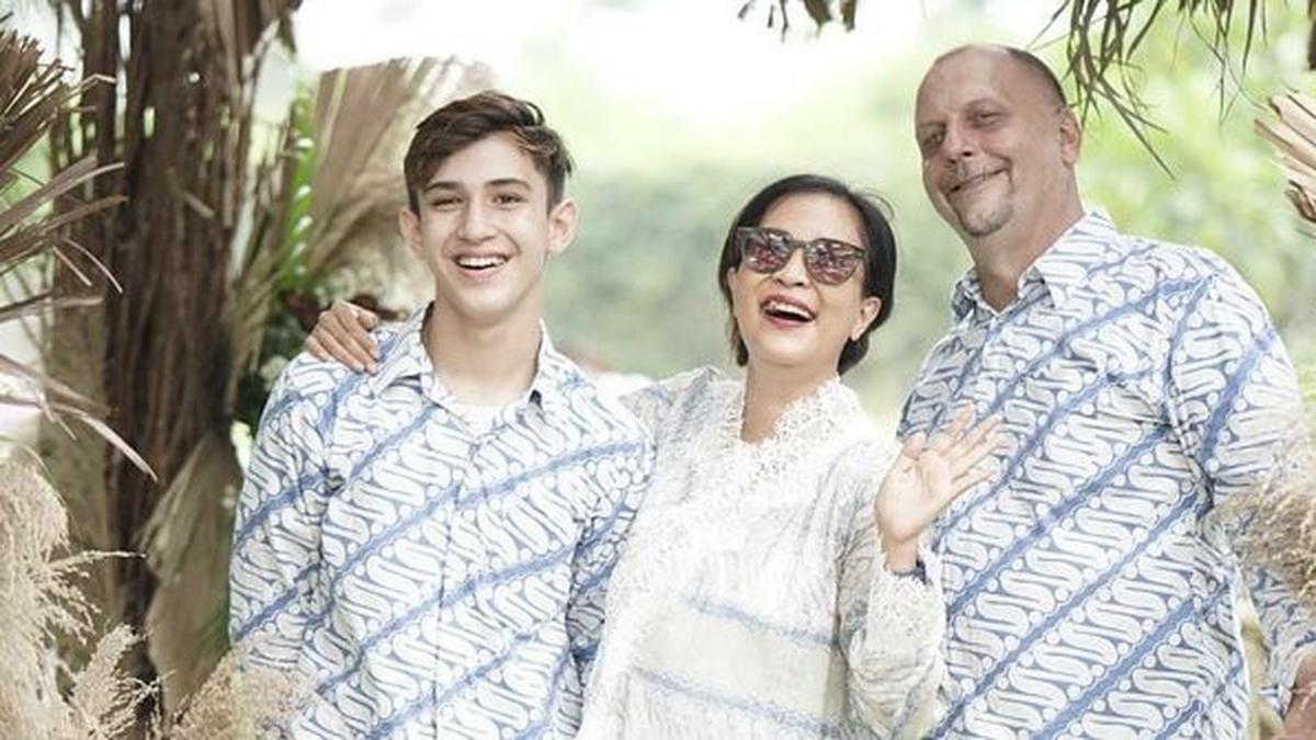 Potret Anak Oppie Andaresta, Ganteng dan Jago Main Basket