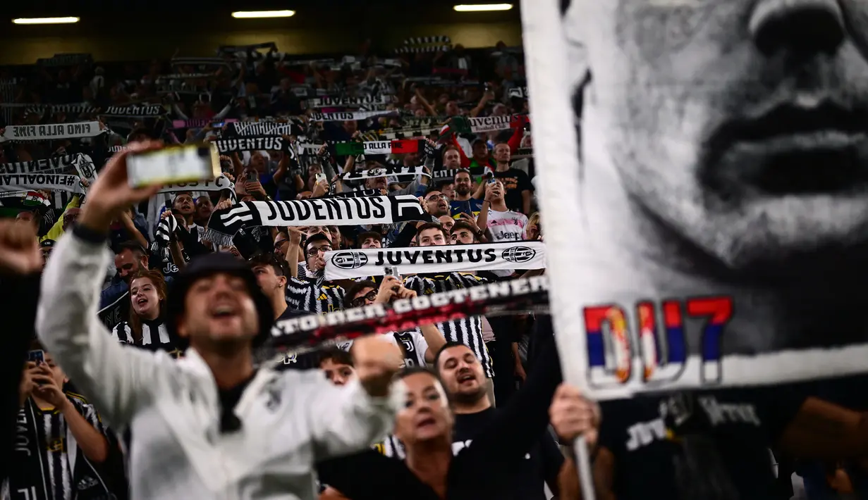 Foto: Gol Arkadiusz Milik Nodai Rekor Tak Terkalahkan Lecce di Liga ...