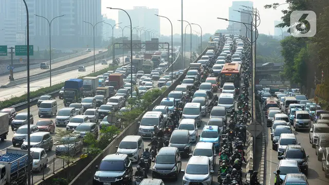 Siapa Penyumbang Polusi Udara Terbesar, Mobil atau Motor? - Bisnis Liputan6.com