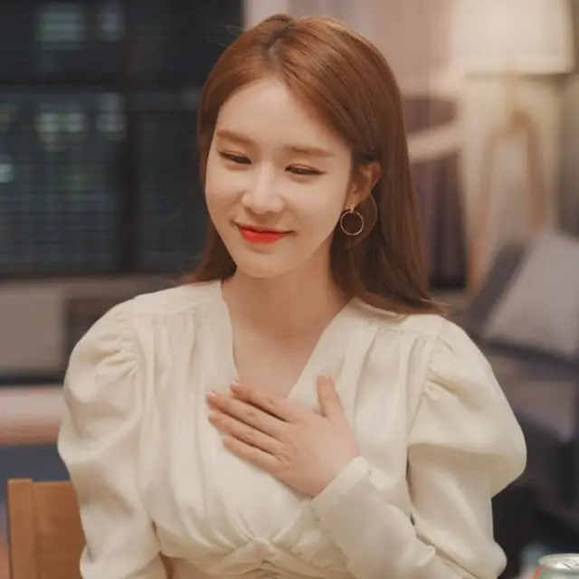 Tampil Cantik dengan Lipstik Merah ala Aktris KDrama di Hari Valentine ...