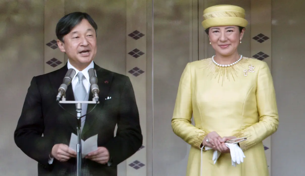 FOTO: Perdana, Kaisar Naruhito dan Permaisuri Sapa Publik Jepang - Foto Liputan6.com