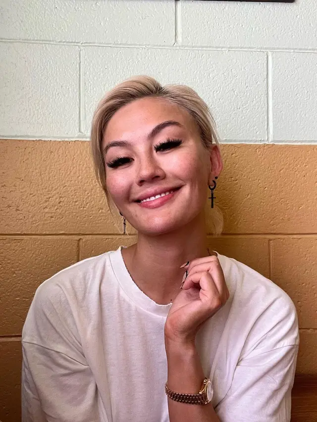 Bantah Rumor Oplas, Ini 7 Potret Agnez Mo Pamer Wajah Tanpa Makeup ...