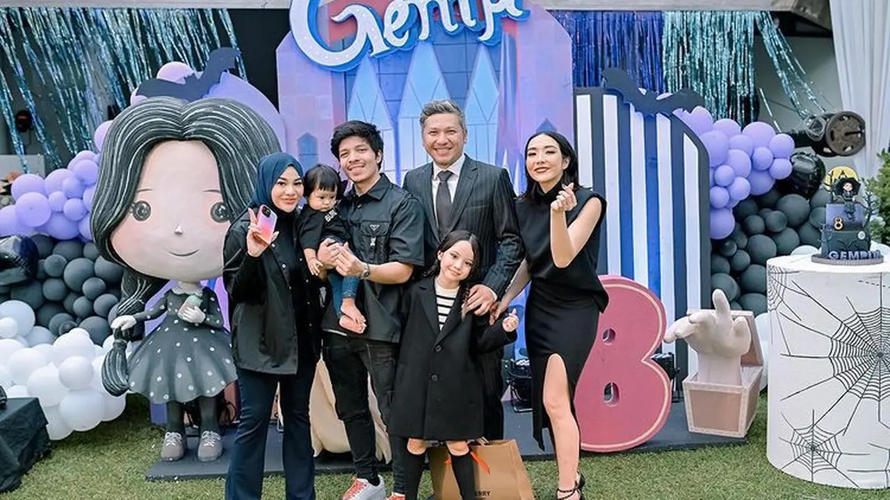 Potret Ulang Tahun Gempi yang Meriah dengan Tema "Wednesday", Ameena ...