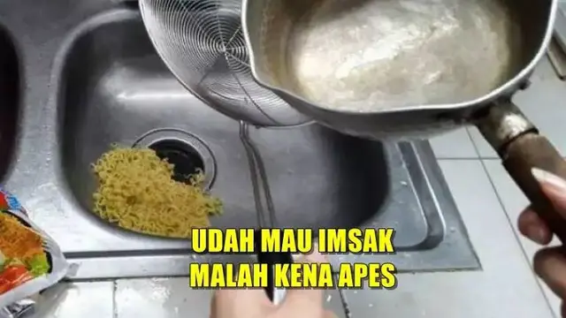 7 Meme Kocak Orang Telat Bangun Sahur Ini Bikin Ikutan Panik - Hot ...