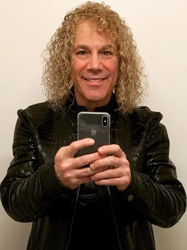Personel Bon Jovi David Bryan Positif Corona, Tidak Patah Semangat ...