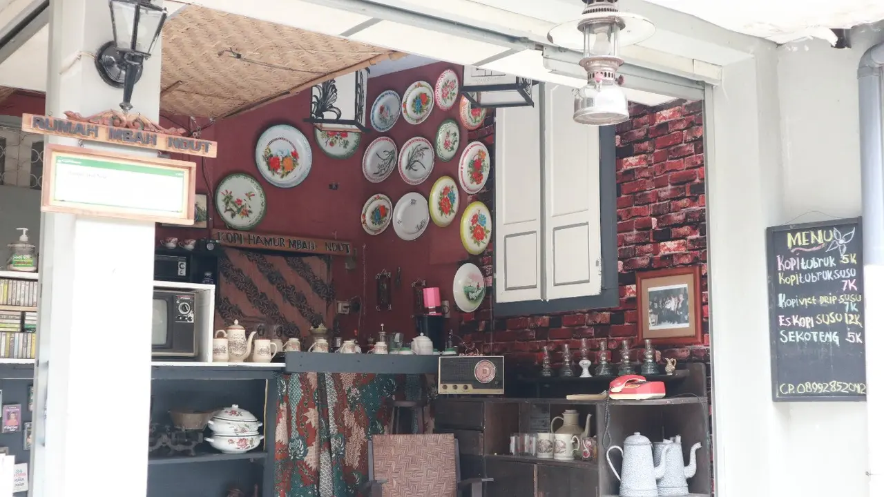 Di Balik Sejarah Tempat Kopi Pertama di Kampung Heritage Kayutangan ...