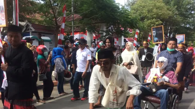 KPU Sediakan TPS Mobile bagi Penyandang Disabilitas di Enrekang ...