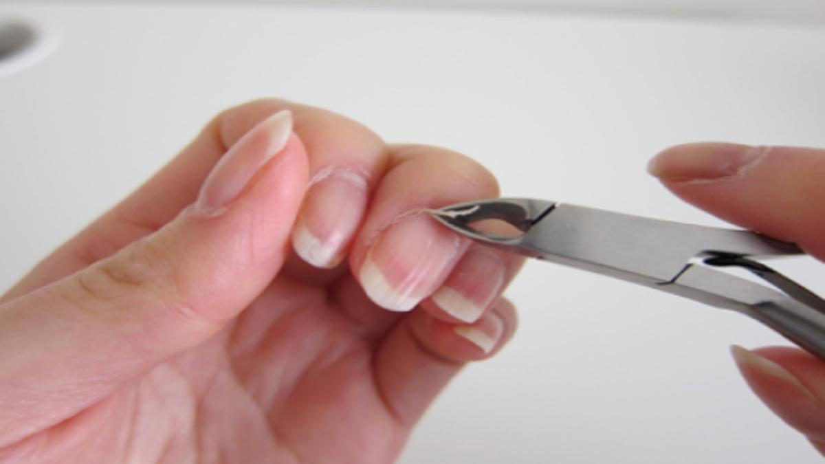 Jangan Dipotong, Ini Cara Merawat Kutikula Kuku