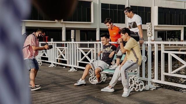 Rilis Lagu Baru, Ini 6 Potret The Junas Monkey saat Syuting Video Klip ...