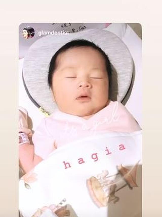 5 Potret Hagia Zayana Putri Warmanto, Anak Ketiga Detri Warmanto yang ...