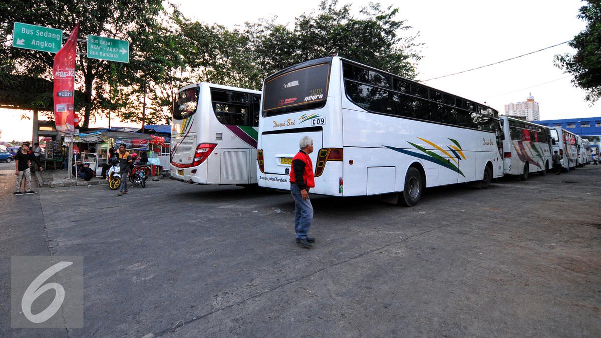 Jelang H-4 Lebaran, Terminal Depok Sepi Pemudik - Page 1 - Foto ...