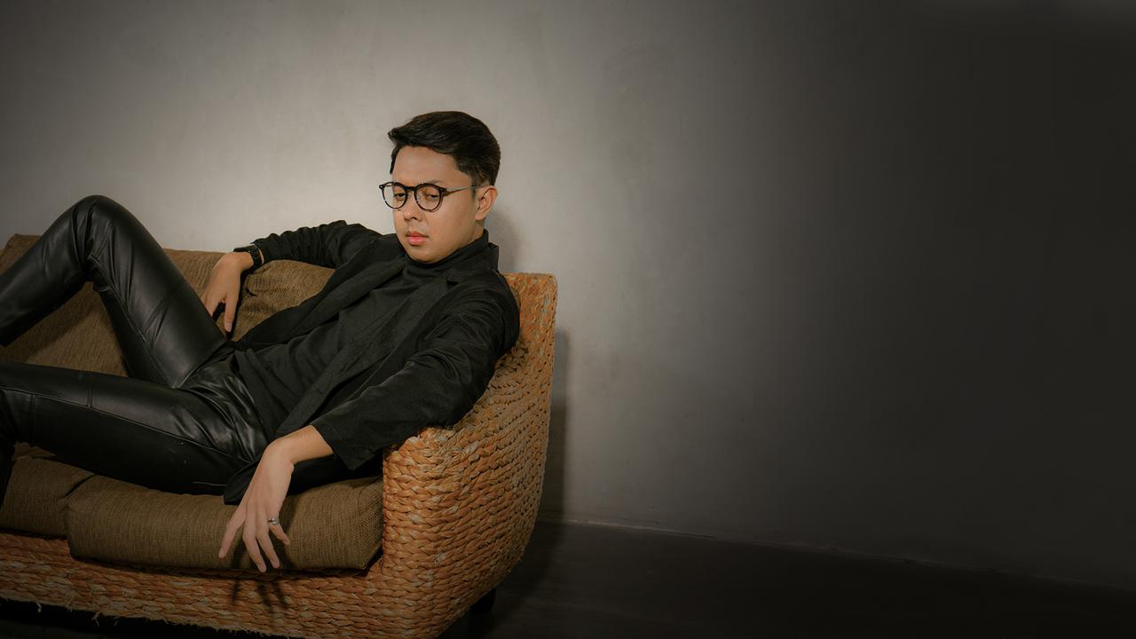 Rega Poetra, Arsitek Muda Berbakat yang Merilis Lagu Terbaru Aku ...