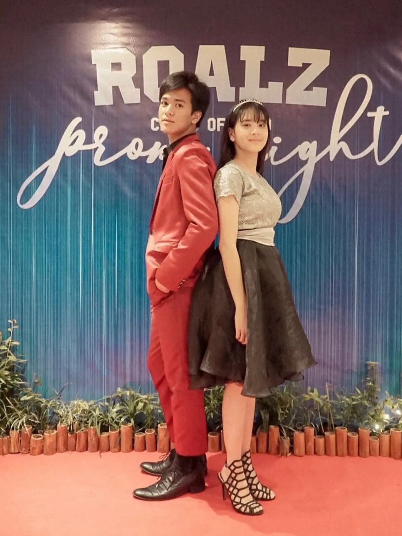 6 Transformasi Kebersamaan Zee JKT48 Bareng Kembaran dari Kecil Hingga Kini - Hot Liputan6.com