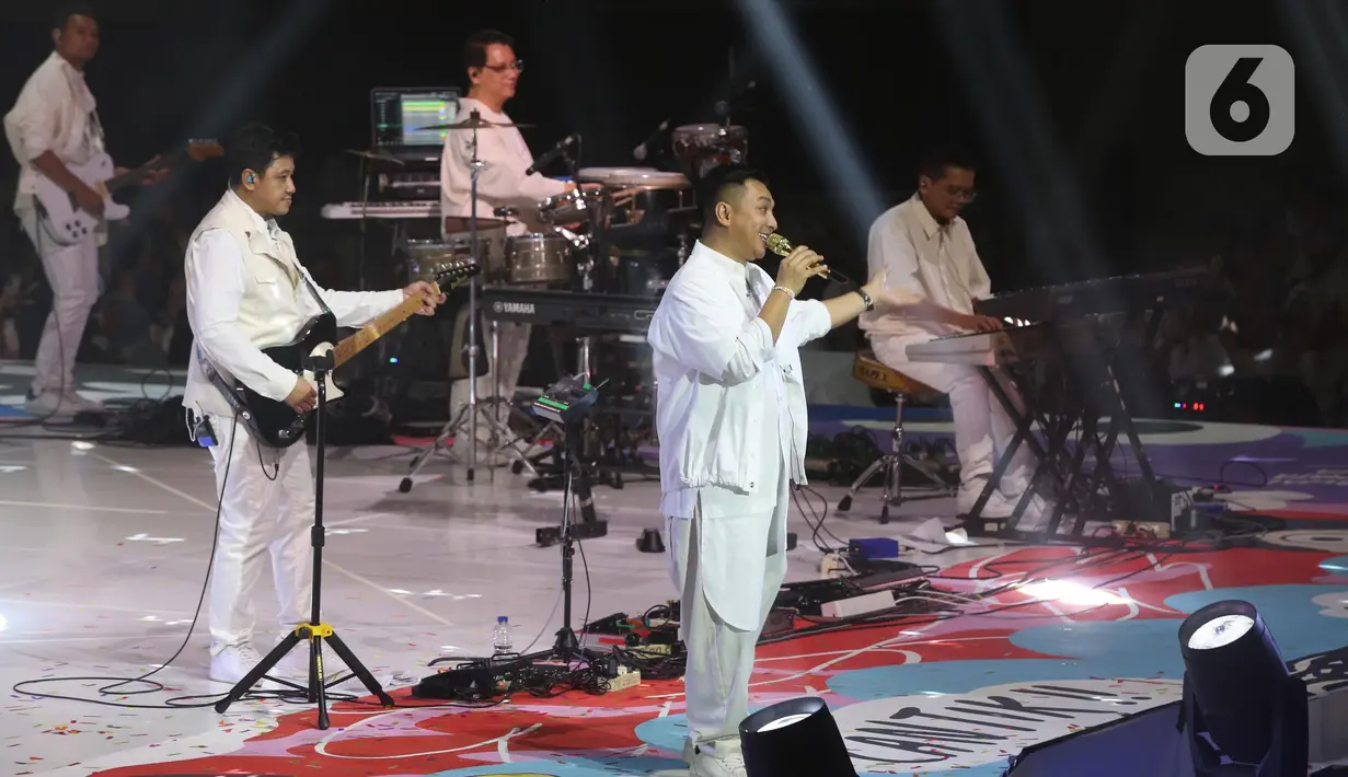 Kemeriahan Konser Kahitna “2 Tahun Menuju 40 Tahun” - Foto Liputan6.com