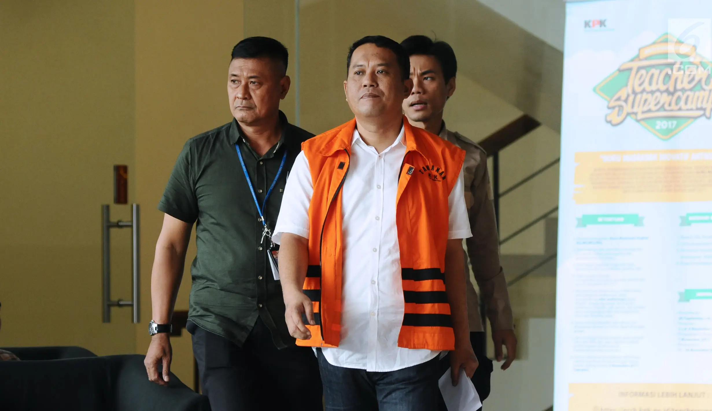 PHOTO: Wali Kota Nonaktif Cilegon, Tubagus Iman Ariyadi Jalani ...