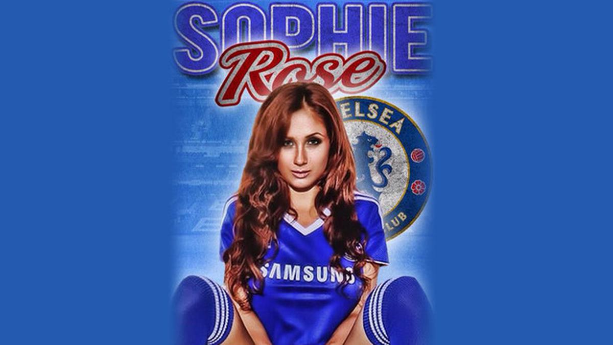 Sophie Rose, Presenter Cantik Goda Fans Chelsea di Youtube - Video Bola.com