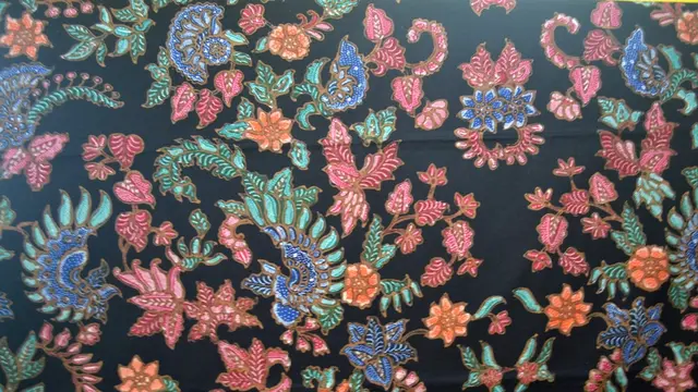 Legenda Pertempuran Mengusir Bajak Laut dalam Batik Cilacap - Regional ...