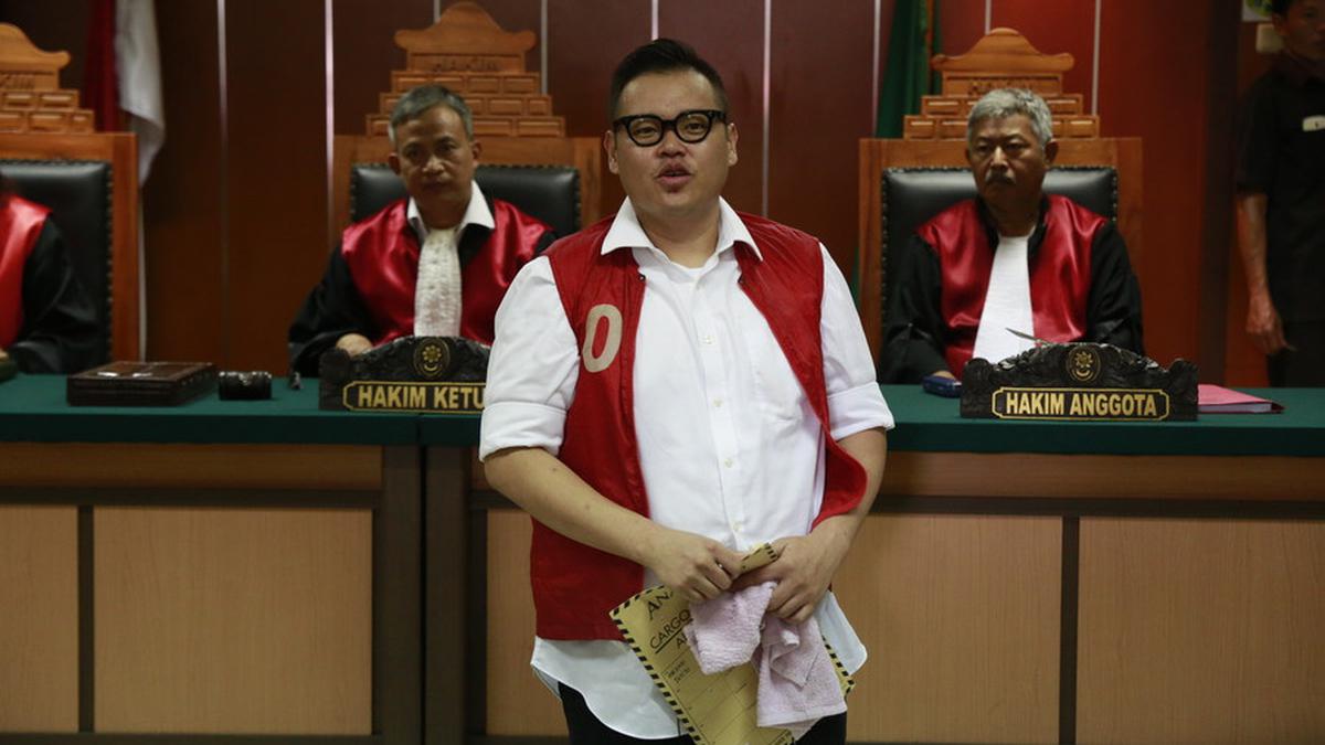 Istri Gugat Cerai Reza Bukan karena Kasus Narkoba?