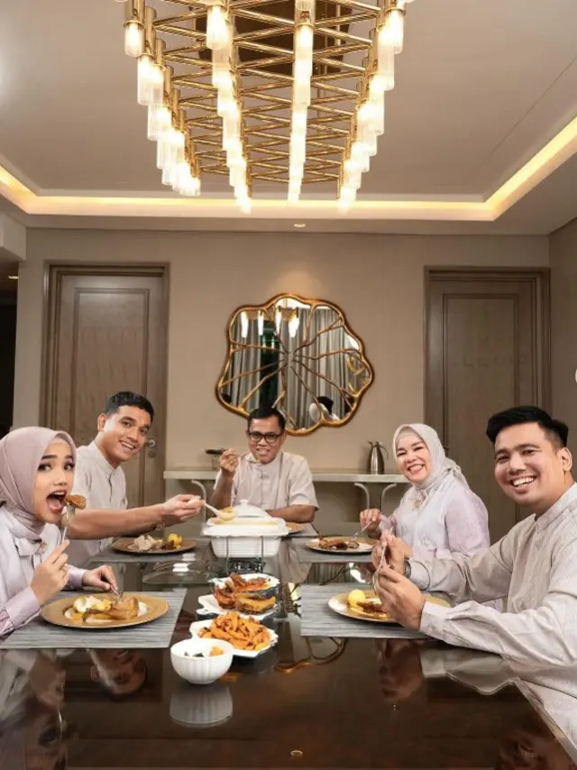 Foto-foto Fuji dan Keluarga Sambut Momen Ramadan, Kompak Bareng Gala ...