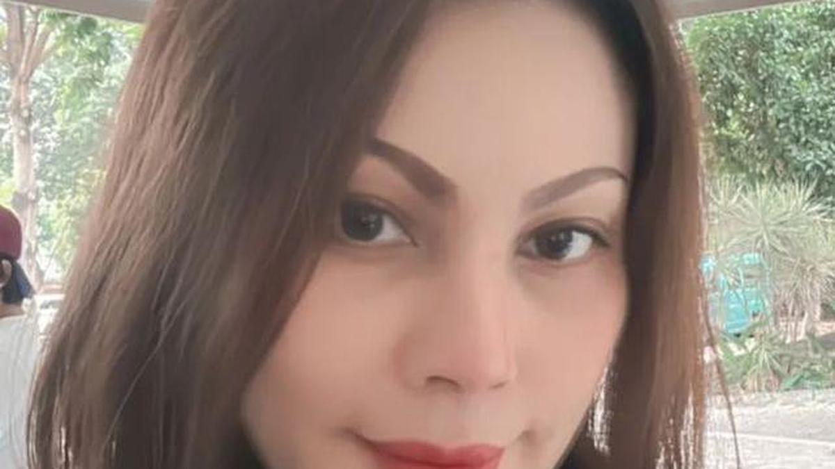 Kakak Virgoun, Febby Carol Akui Sangat Lelah Membiayai sang Ibunda, Eva Manurung - Entertainment ...