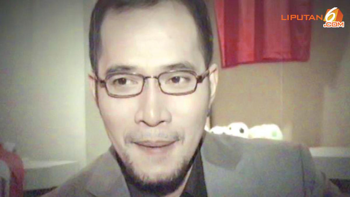 Doa Terus Dipanjatkan Keluarga Ricky Jo - ShowBiz Liputan6.com