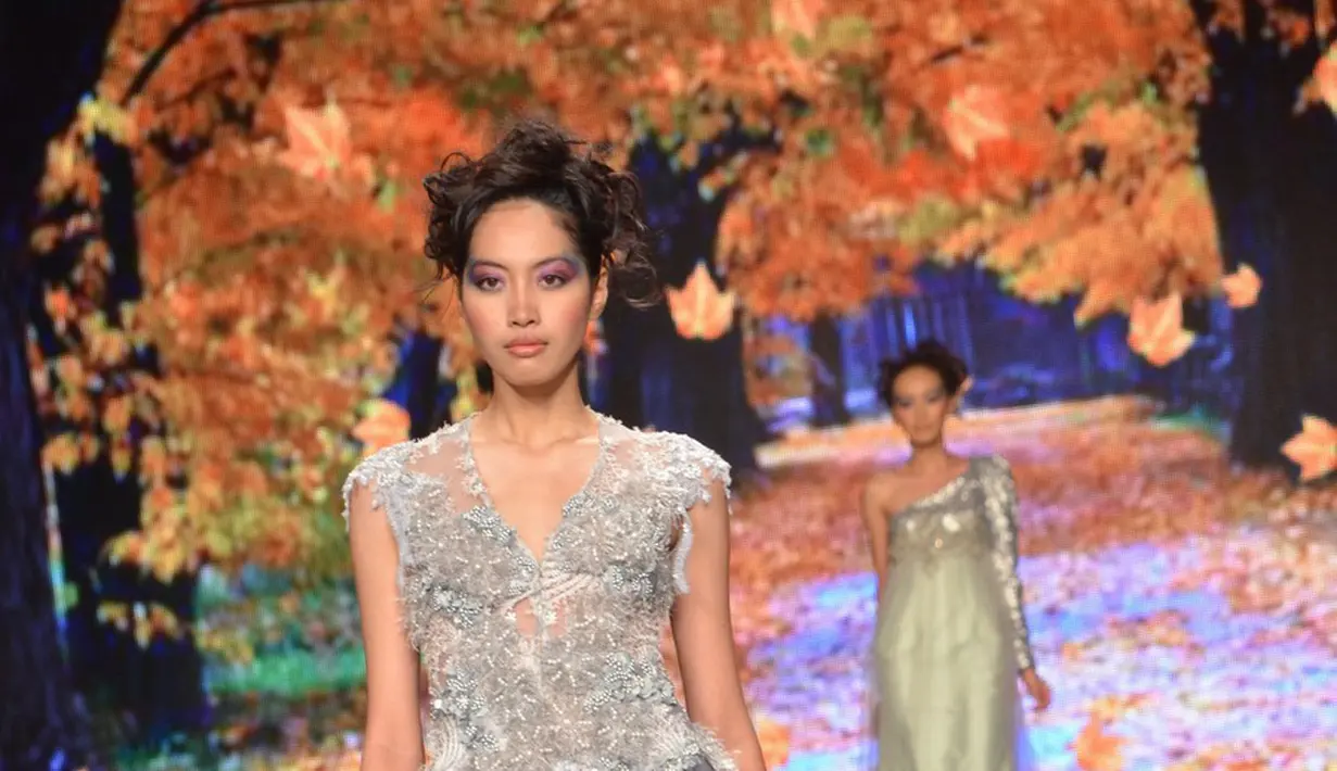 Sekuen Busana Cocktail III - Photo Fimela.com