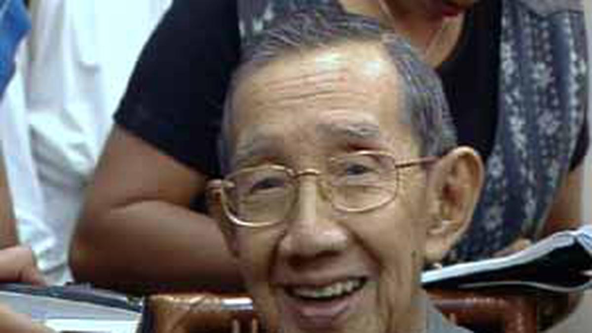 Sumitro: Indonesia Memang Membutuhkan Dana CGI - News Liputan6.com