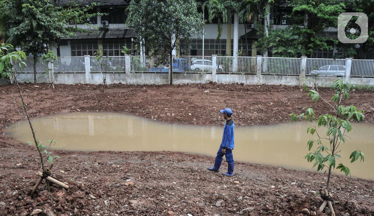 Pembangunan Embung Cempaka Putih - Foto Liputan6.com