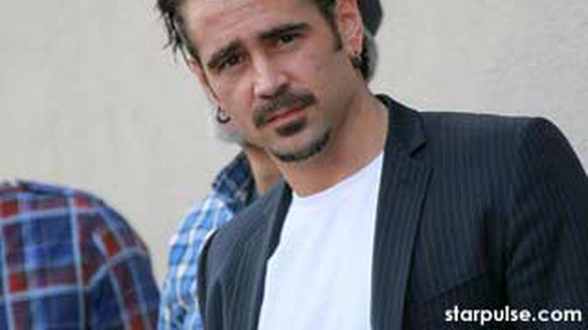 Sabuk Colin Farrell Dihargai Ratusan Juta - ShowBiz Liputan6.com