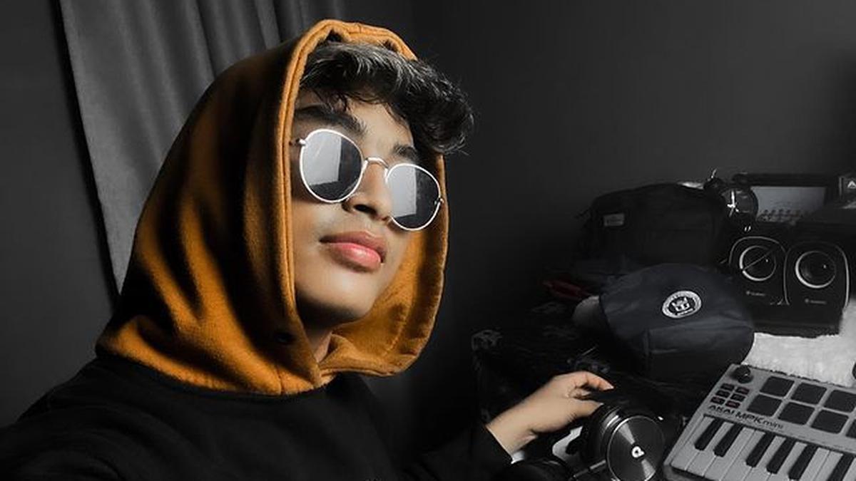 Brian Bess Gandeng Musisi Kenamaan untuk Single Tak Usah Kau Ceritakan ...