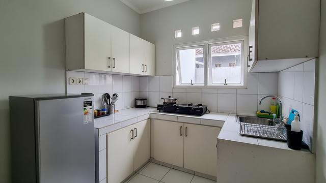 7 Desain Dapur Kecil 2x2 Meter Muat Kulkas dan Kitchen Set, Hemat Ruang ...