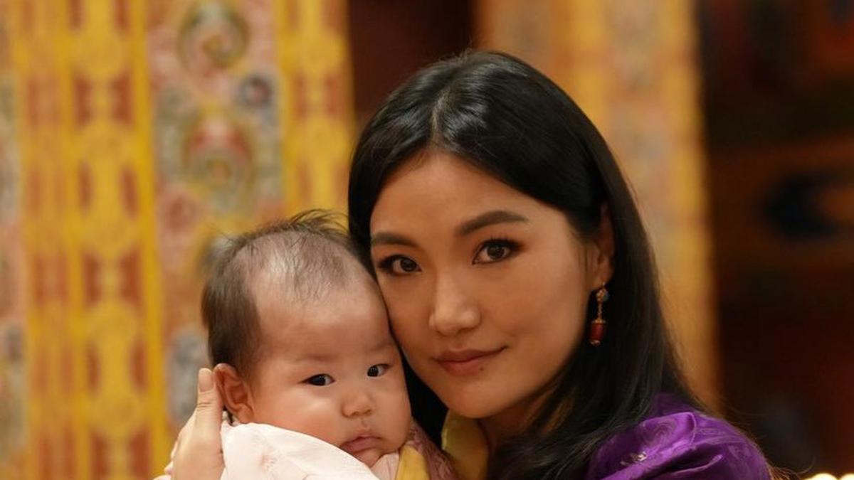 10 Gaya Modis Ratu Bhutan Jetsun Pema yang Baru Melahirkan Anak Ketiga Di Usia 33 Tahun, Kerap ...