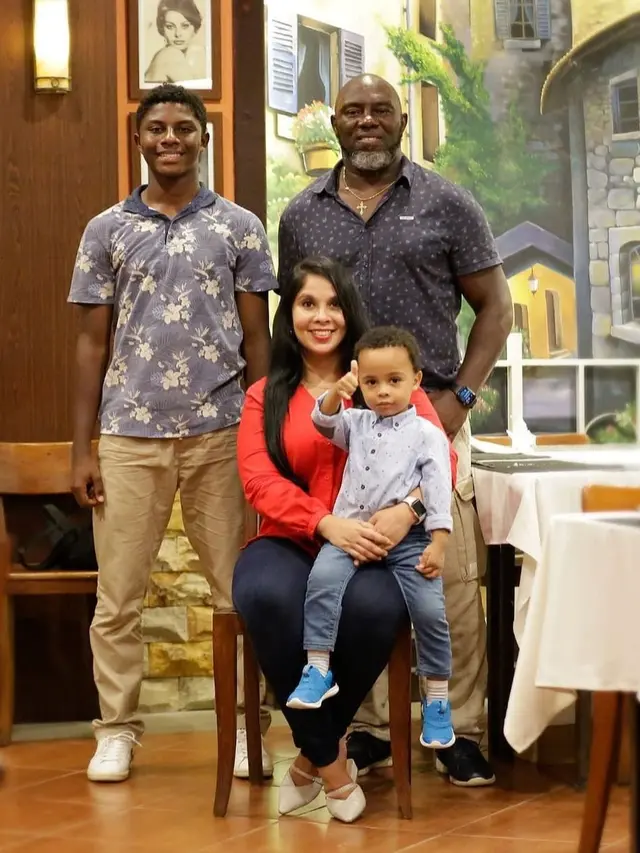 Di Tengah Kesibukan Melatih Persipura, Jacksen Tiago Masih Luangkan ...