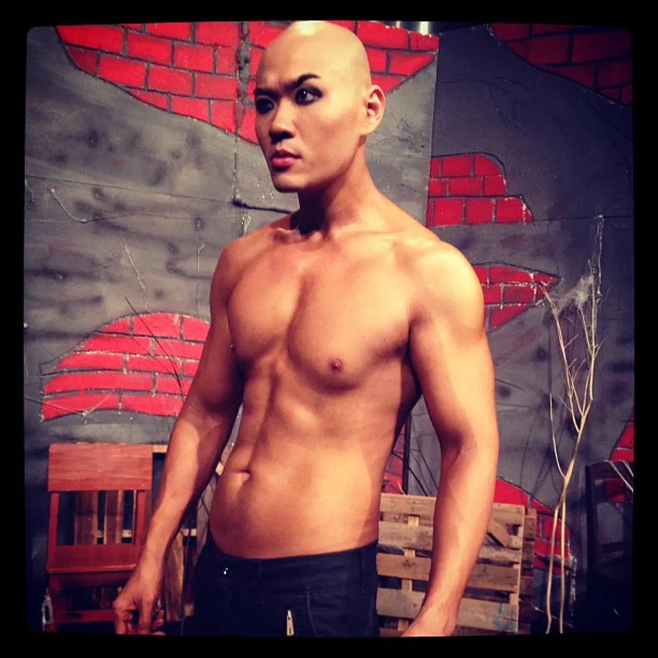 7 Transformasi Deddy Corbuzier dari Sebelum Tenar Hingga Kini Dagu Jadi Sorotan - Hot Liputan6.com