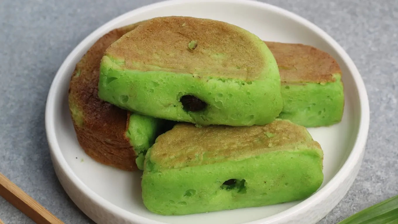 5 Resep Kue Pukis Pandan Empuk Lembut dan Tidak Bantat - Food Fimela.com