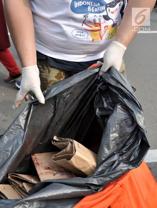FOTO: Kurangi Sampah Plastik, Pemerintah Luncurkan Gerakan Indonesia ...