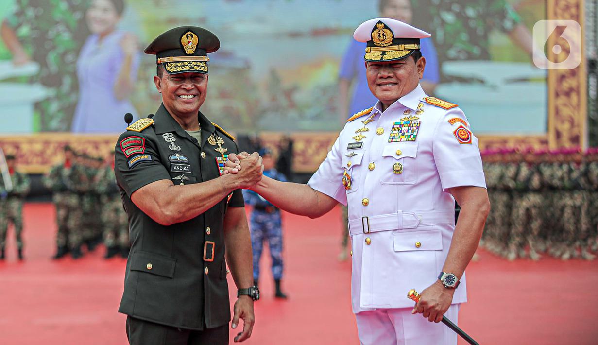 Jenderal Andika Perkasa Resmi Serahkan Jabatan Panglima TNI ke Laksamana Yudo Margono - Foto ...