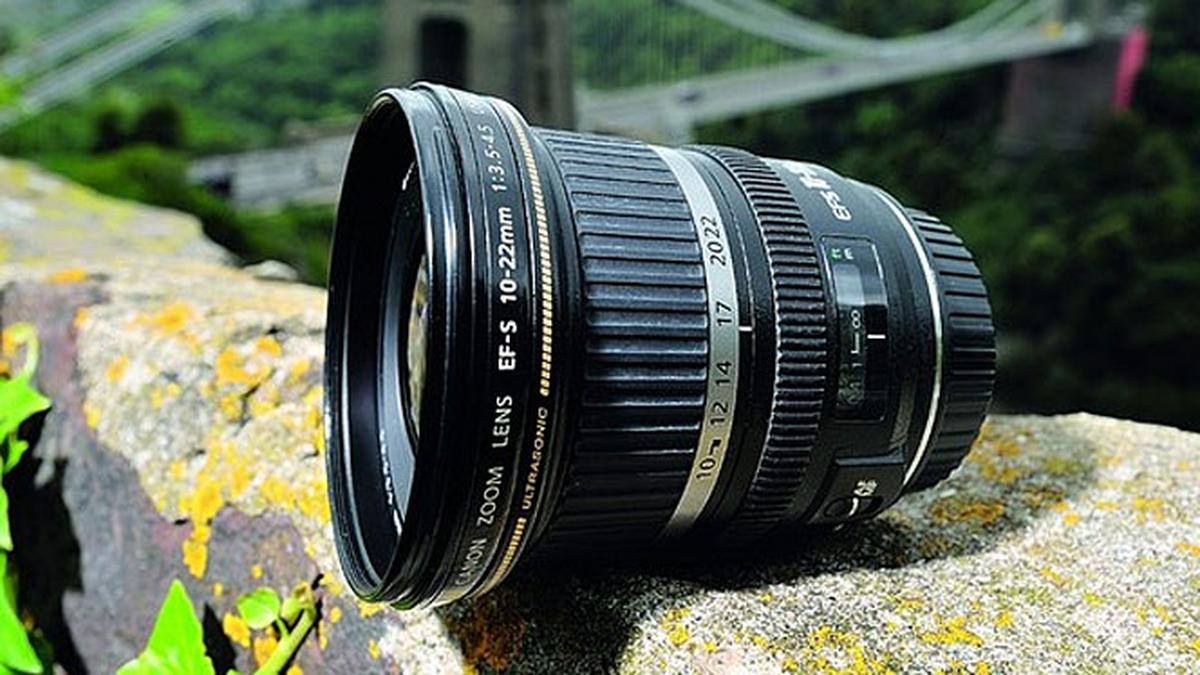 Tips Pakai Lensa Wide-Angle Agar Foto Lanskap Sempurna - Tekno Liputan6.com