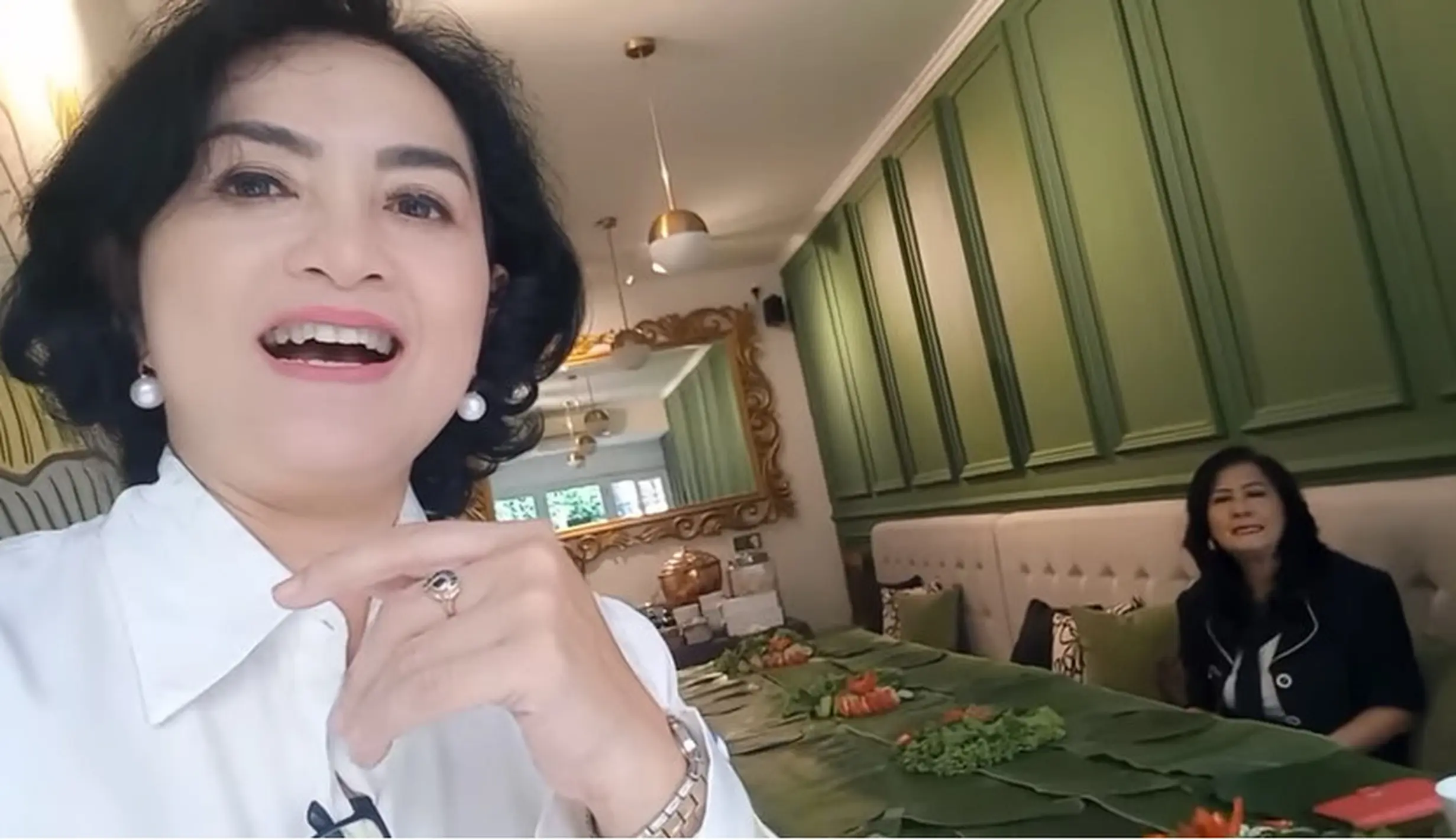 10 Potret Artis Populer 70-an Reuni, Paling Muda 58 Tahun, Ada Hetty Koes Endang hingga Titiek ...