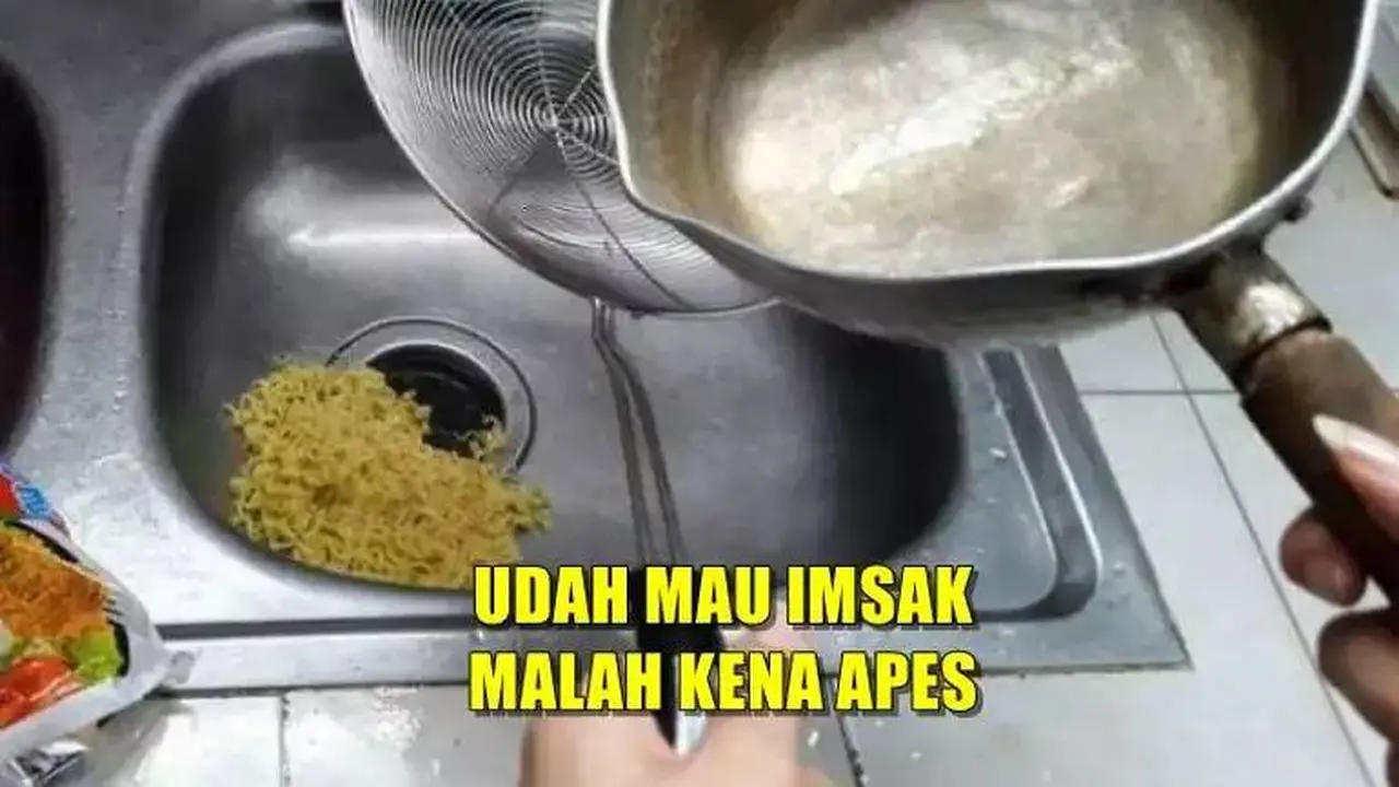 7 Meme Kocak Orang Telat Bangun Sahur Ini Bikin Ikutan Panik - Hot ...
